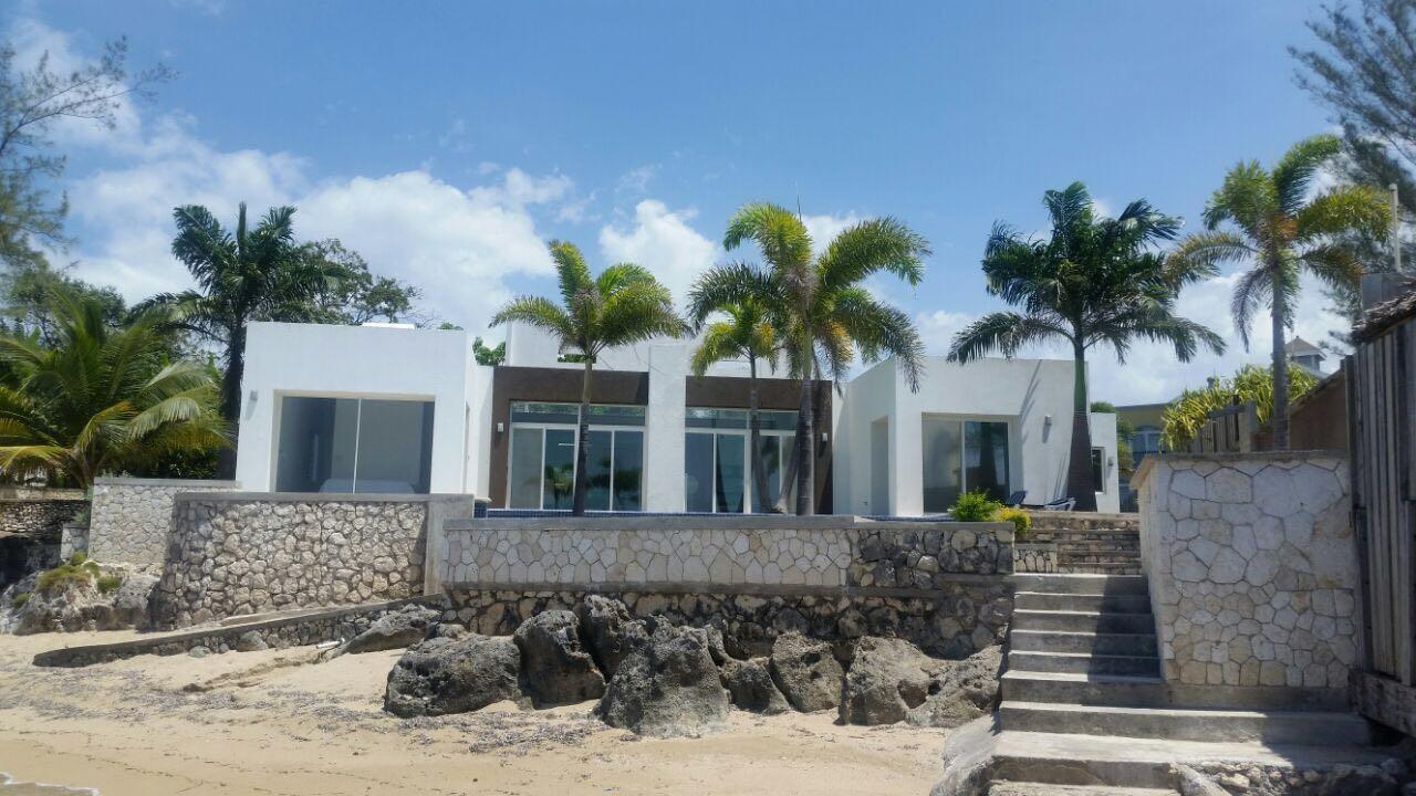 2 Silver Stay, in Runaway Bay MLS ID 97039 - CRSJa.com